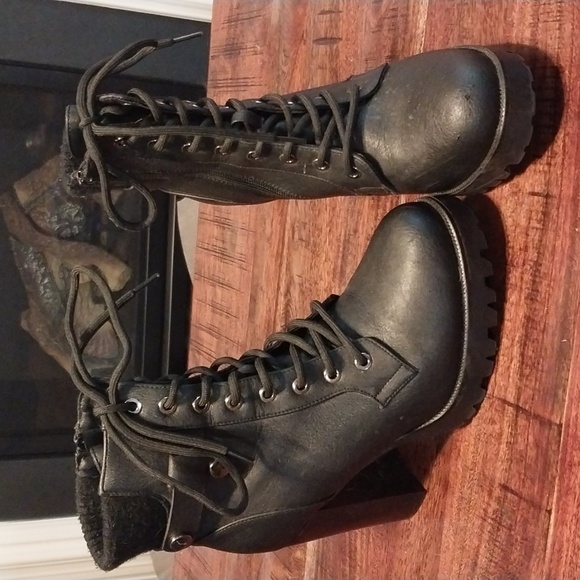 Dream Pairs | Shoes | Ankle Combat Heel | Poshmark